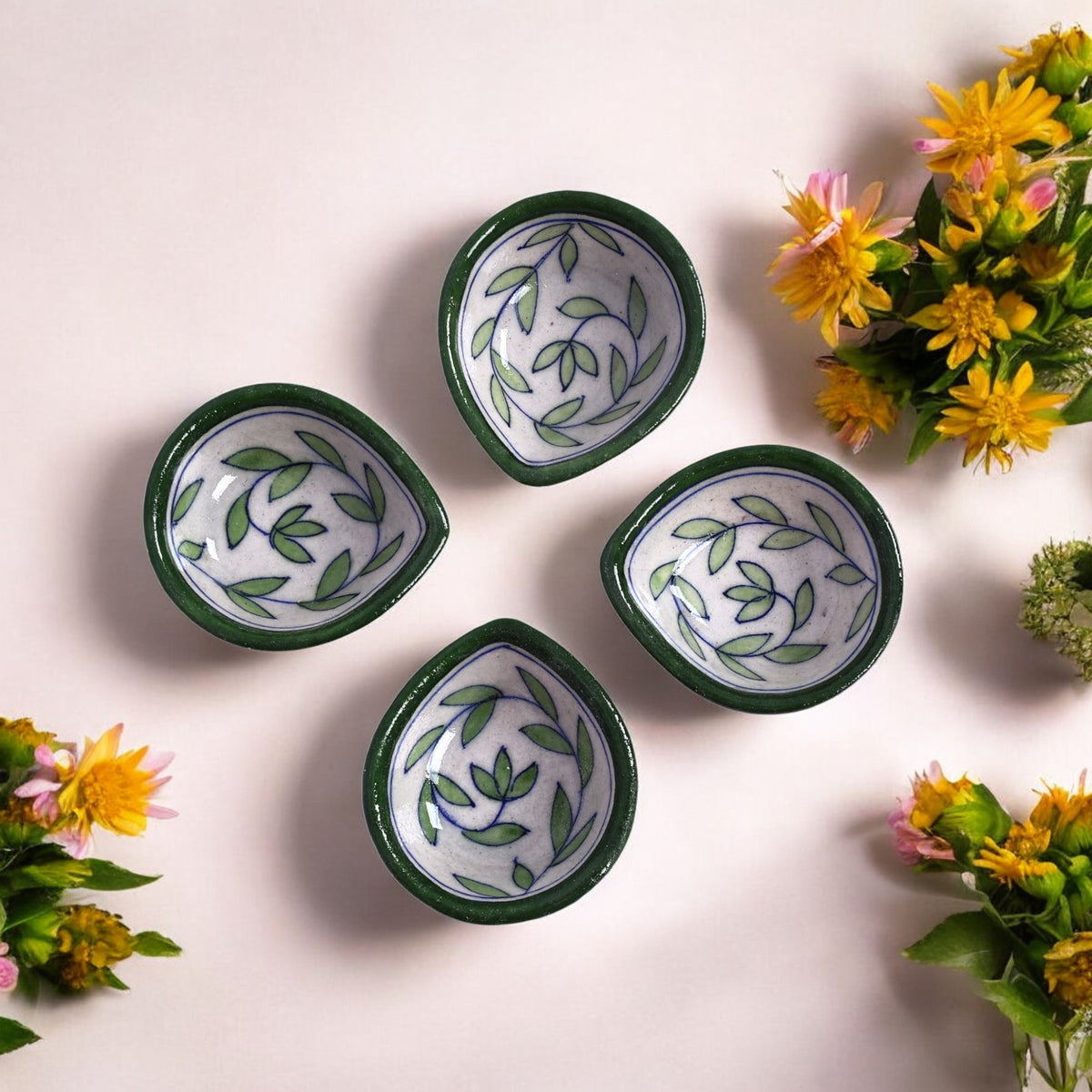 Hand-Painted Ceramic Diyas - Set of 4 – Green – Natriel