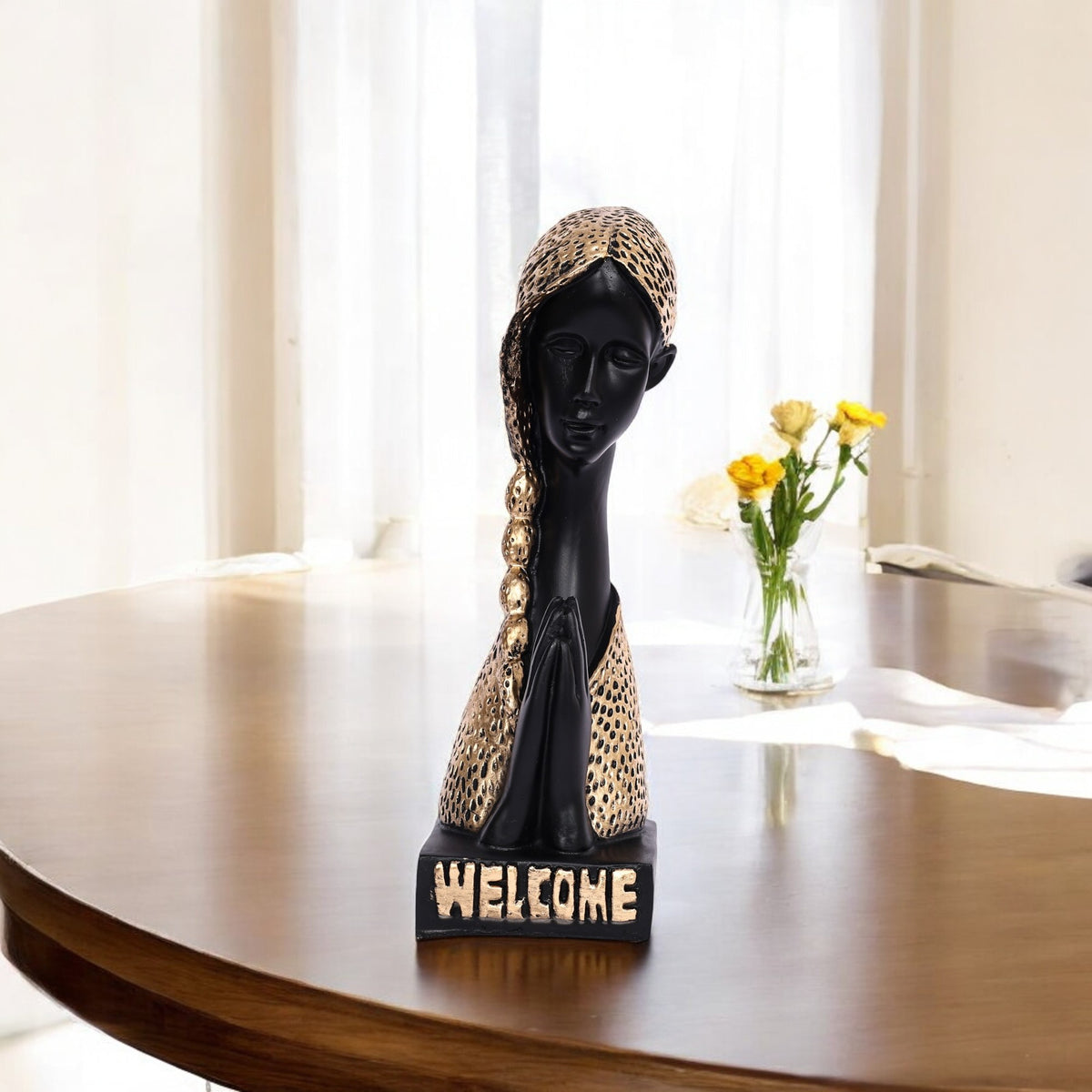 Welcome Lady Showpiece for Home Décor – Natriel